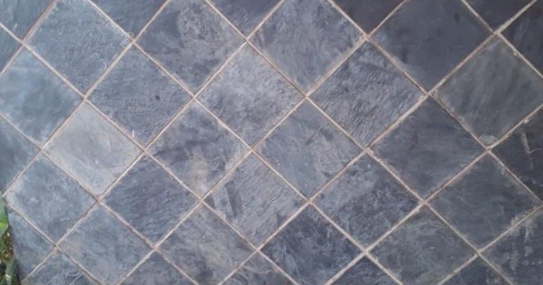 Slate Tiles : African Blue | Crazy PavingPrice per level m²Size ...