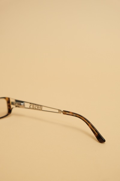 Versus Vision Frames