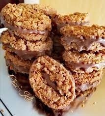 BAKERS CHOC-KITS BISCUITS 1KG