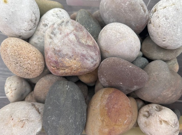 Marine Mix Tumbled Pebbles